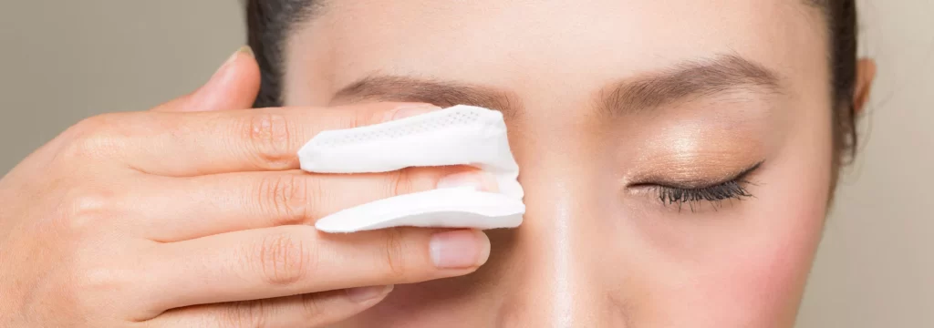 How To Clean Eyes After LASIK Surgery? | Safe Cleaning